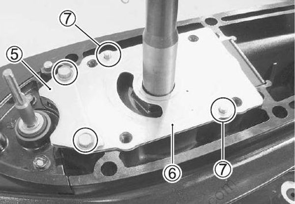 Service Manual DF300, DF250AP, DF300AP Lower Unit [95][Df300, Df250Ap ...